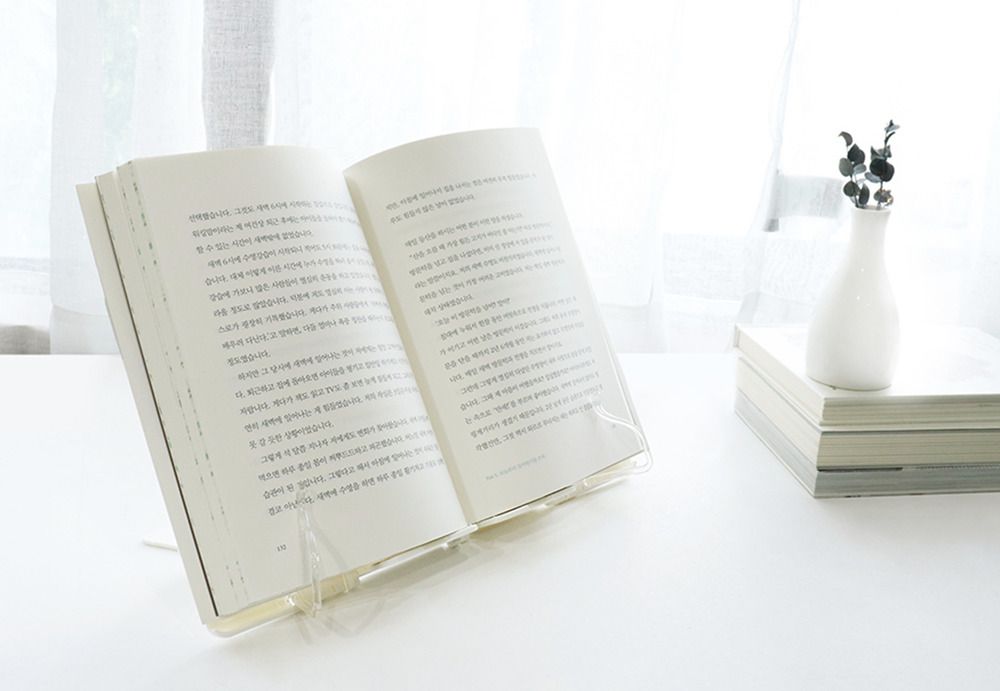 MochiThings: Compact Foldable Stand
