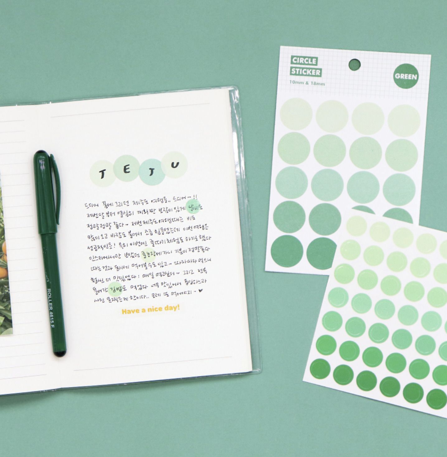 MochiThings: Gradient Circle Sticker Set