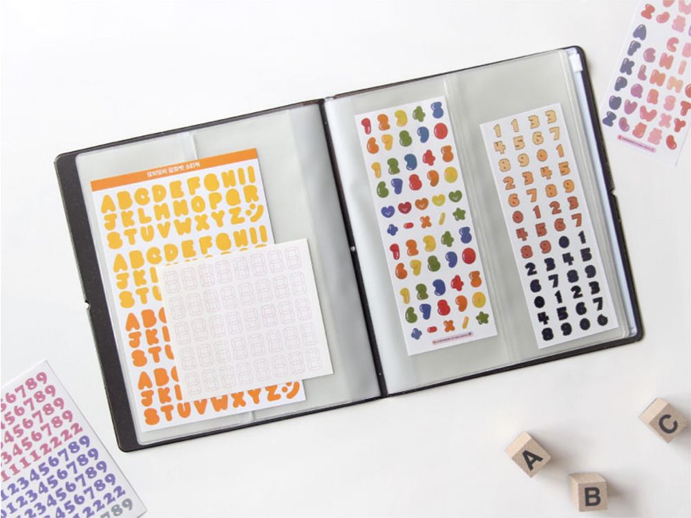 MochiThings: Glitter Slim Sticker Pocket Book