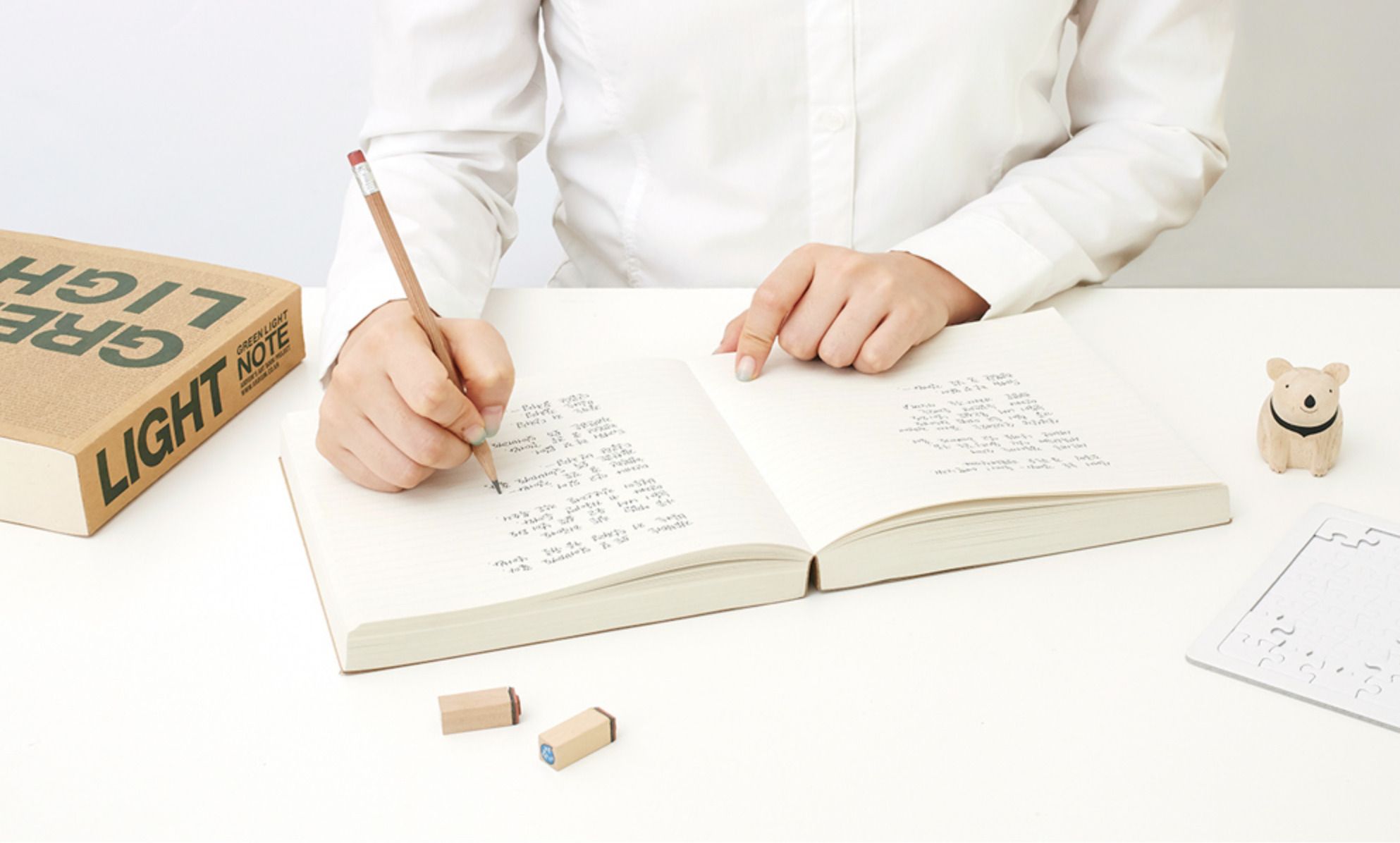 MochiThings: I'm Green Light Lined Notebook