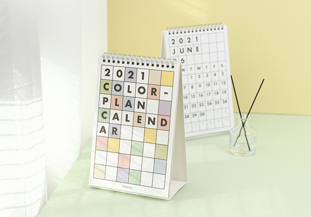 MochiThings: 2021 Color Plan Desk Calendar