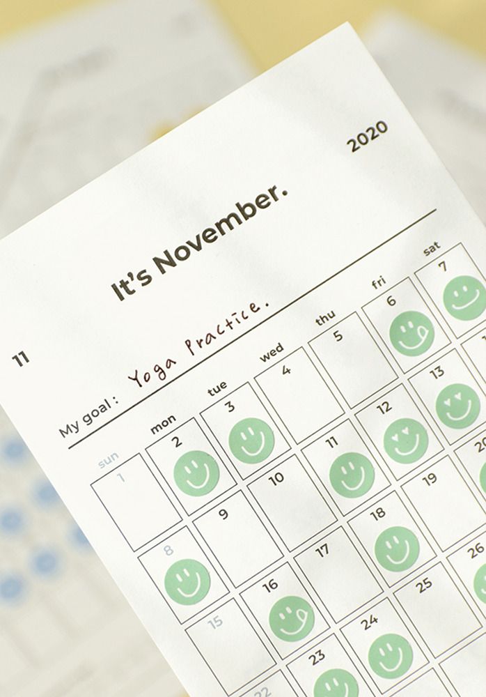 MochiThings: 2021 Goal Tracking Calendar Sheets