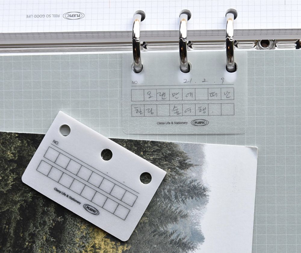 MochiThings: Sticky 6 Ring Binder Label Holder