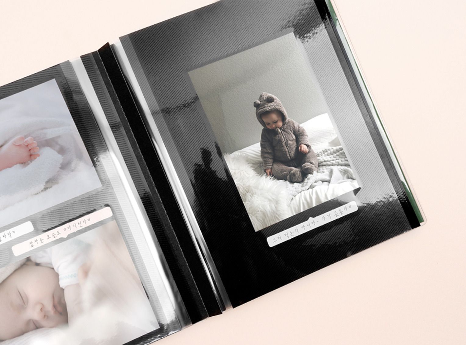 MochiThings: Colorful Grid Photo Album