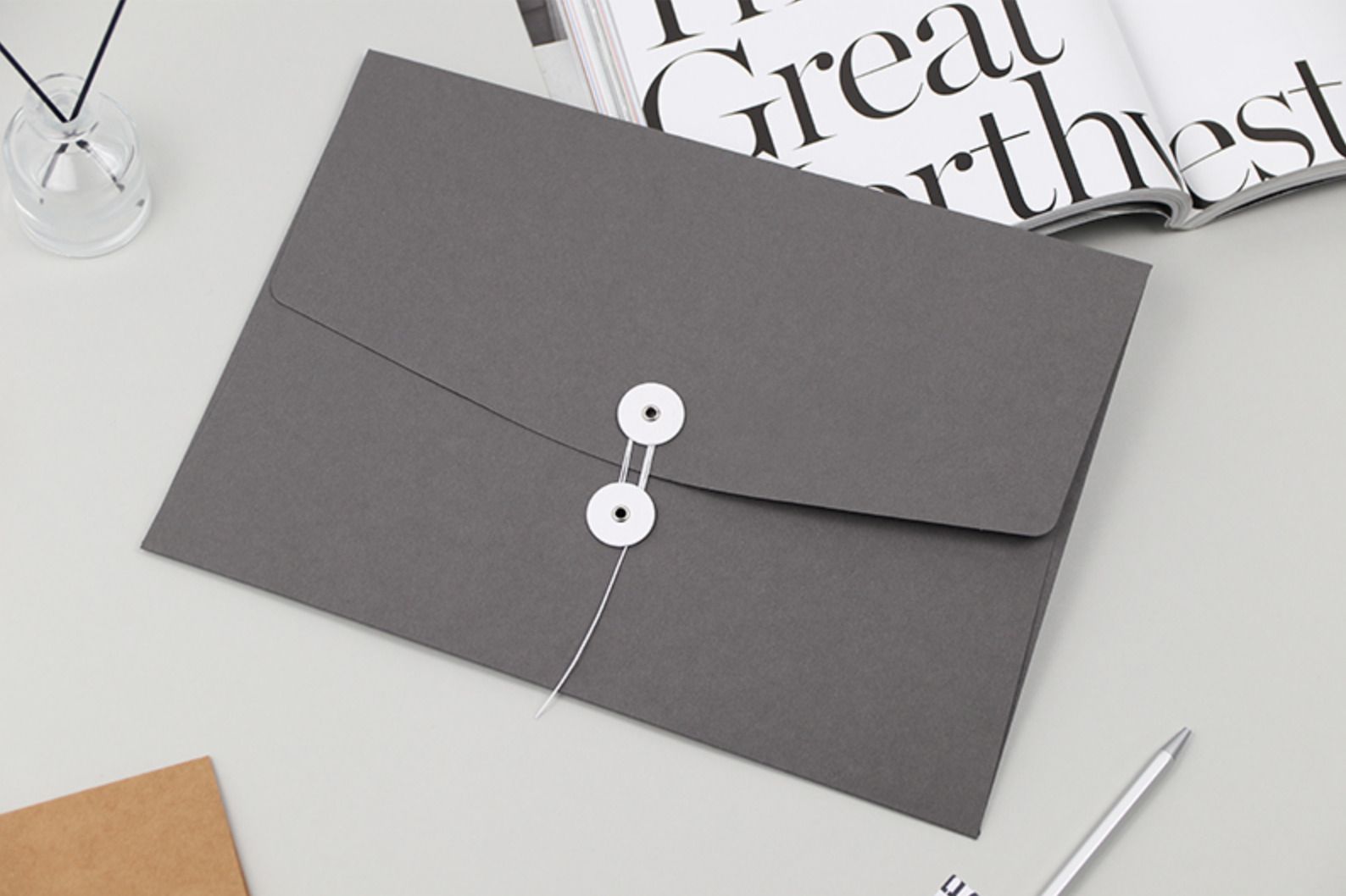 MochiThings: String Tie A4 Document Holder