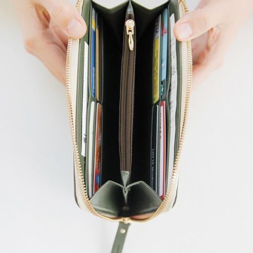 MochiThings: La Chance Passe Zip Up Wallet