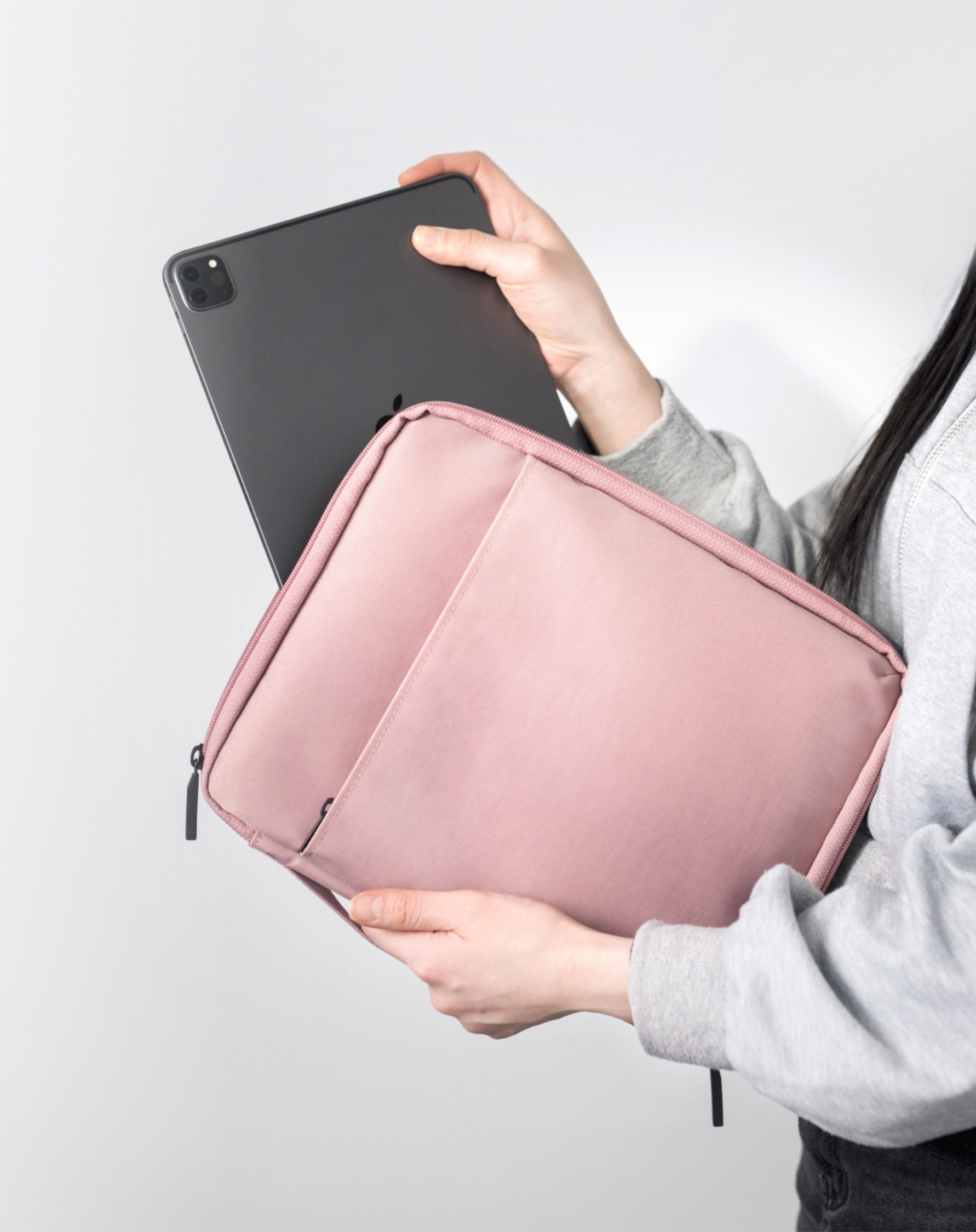 MochiThings: Travelus 11in. Tablet Pouch