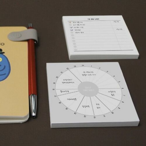 MochiThings: Large 30 Days Goal Tracking Notepad