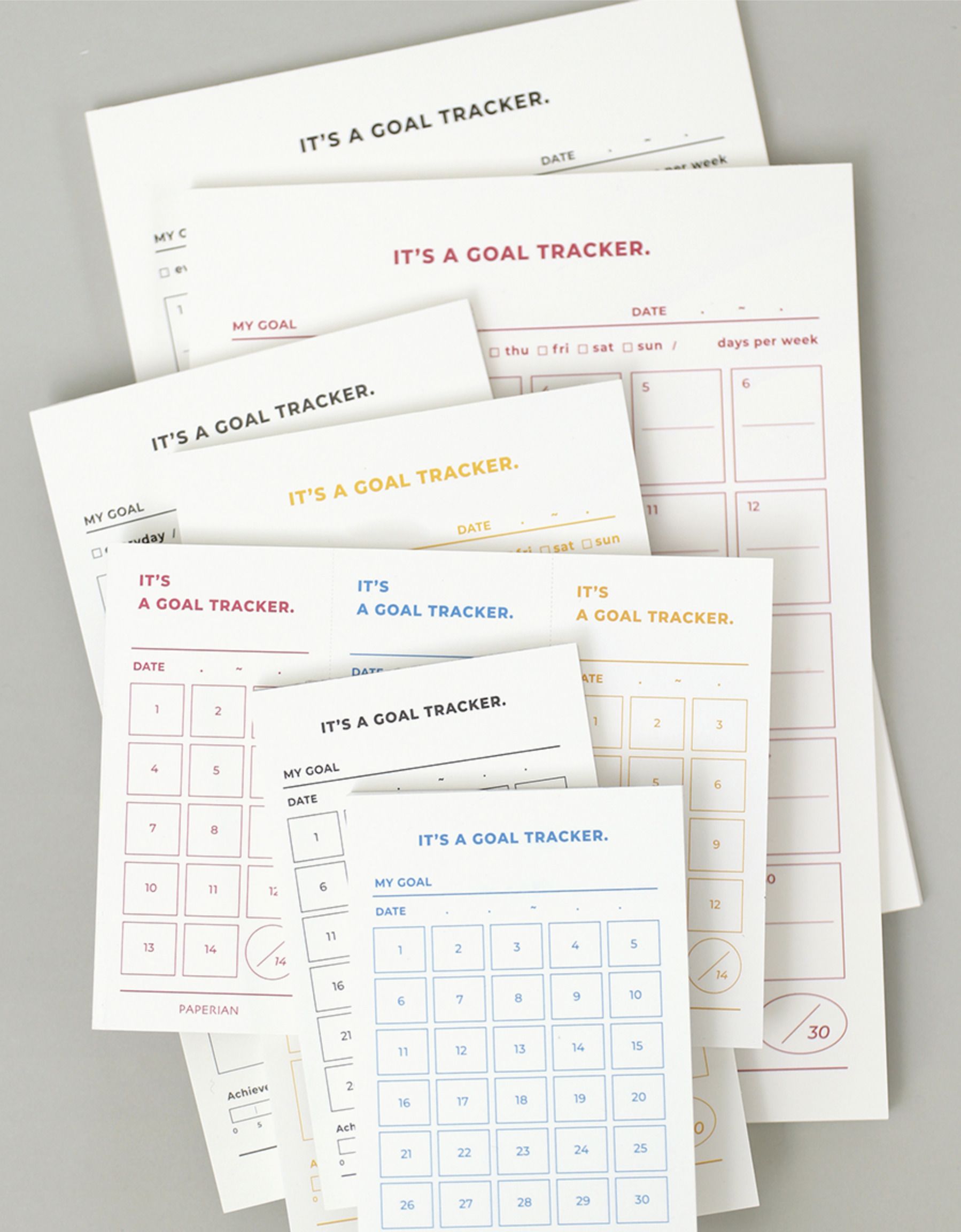 MochiThings: Large 30 Days Goal Tracking Notepad