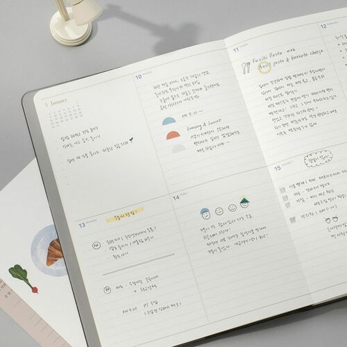 MochiThings: 2022 B5 Slim & Wide Weekly Planner