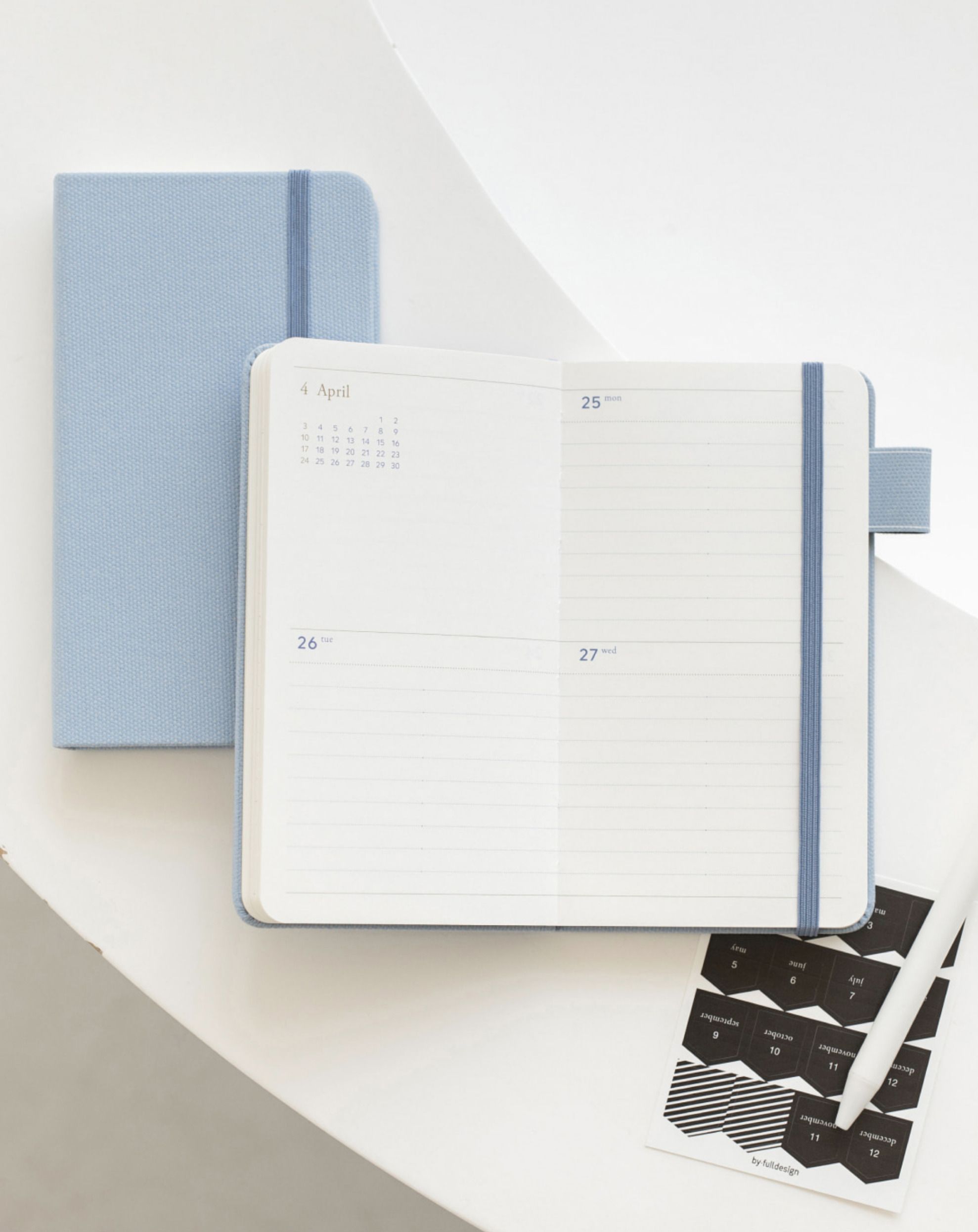 MochiThings: 2022 Handy Making Memory Weekly Planner