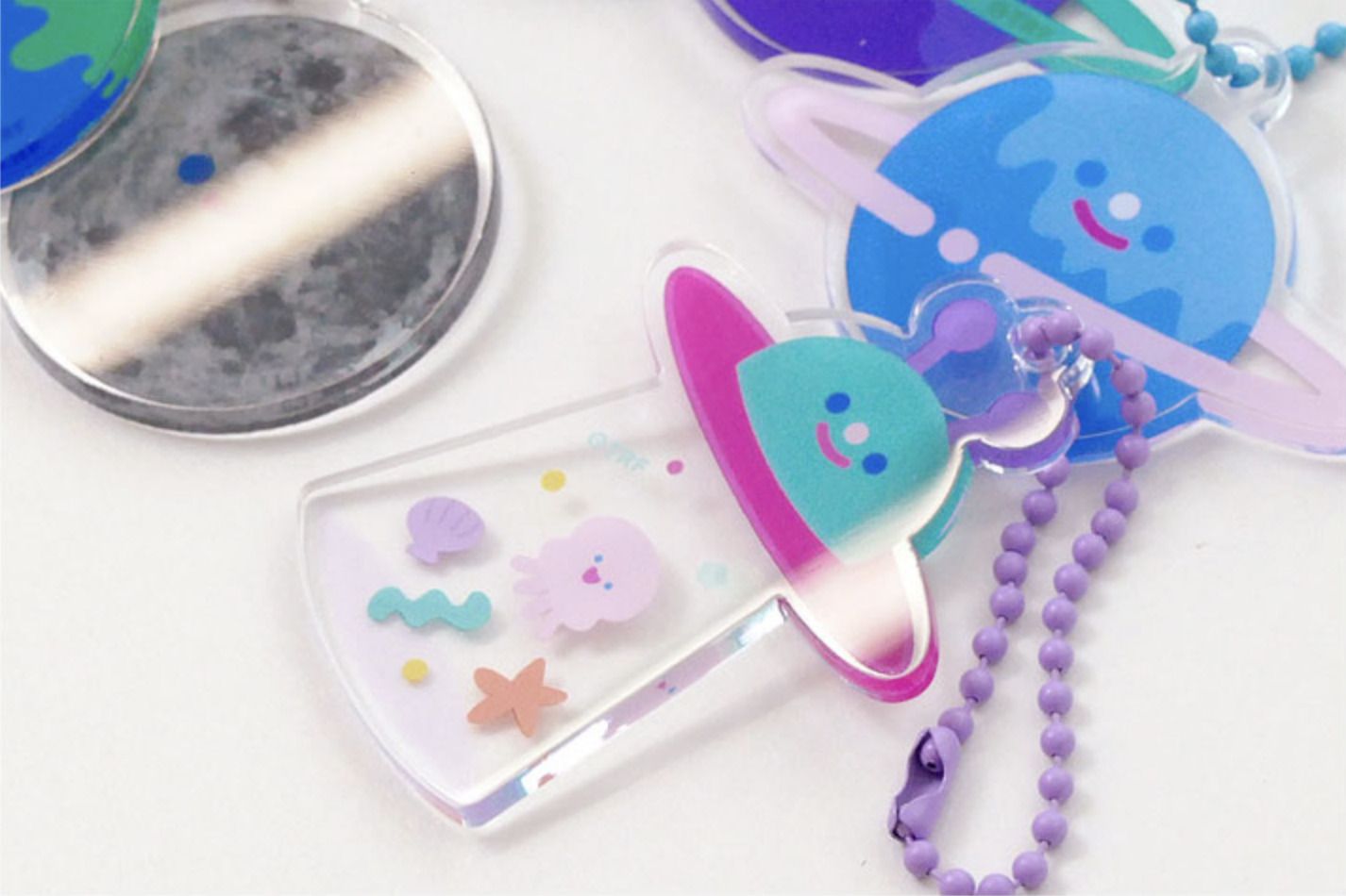 MochiThings: Happy Cosmo Ball Chain