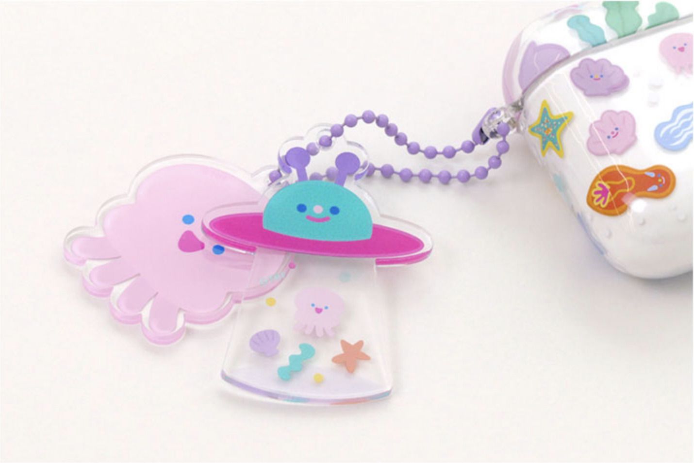 MochiThings: Happy Cosmo Ball Chain