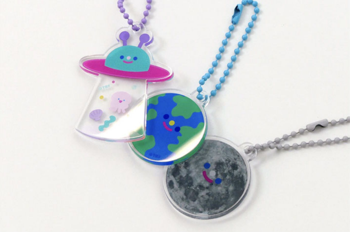MochiThings: Happy Cosmo Ball Chain