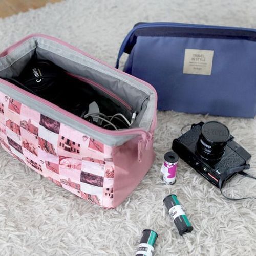 MochiThings: Large Padding Frame Pouch