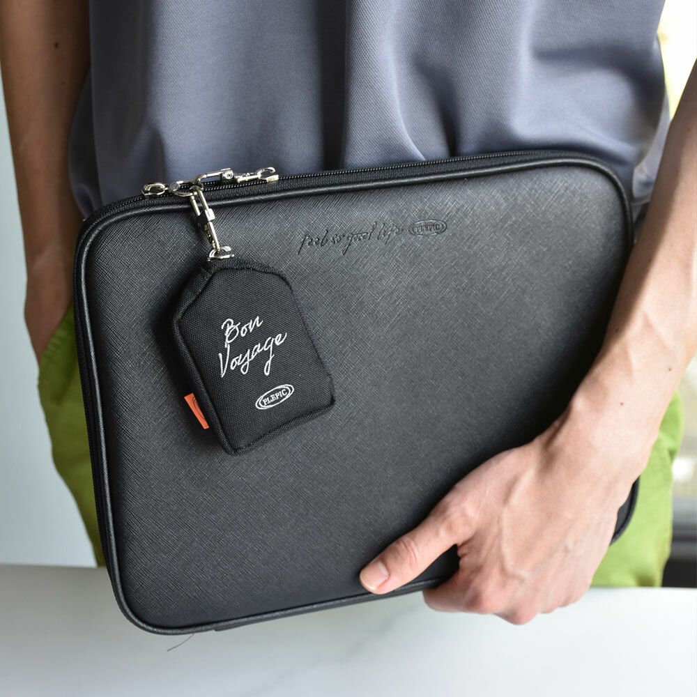 MochiThings: Bon Voyage 11 in. Tablet Pouch