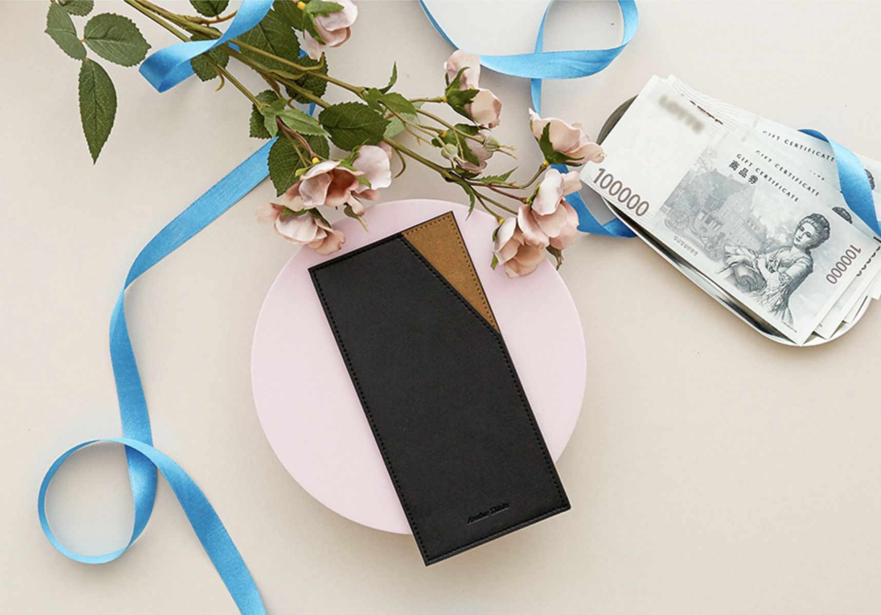 MochiThings: Slim Vegan Leather Bill Pocket