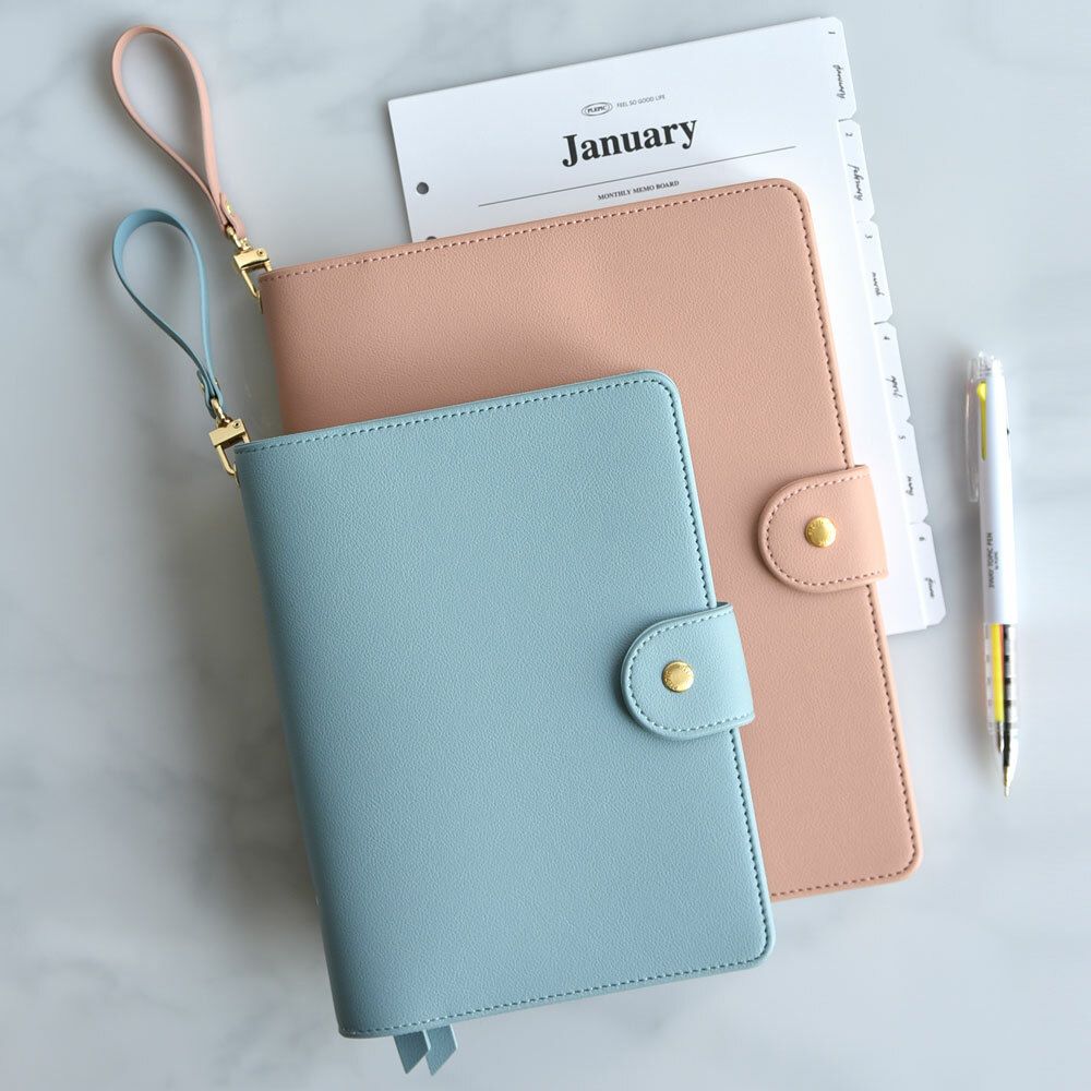 MochiThings: Classy 6 Ring A5 Button Binder