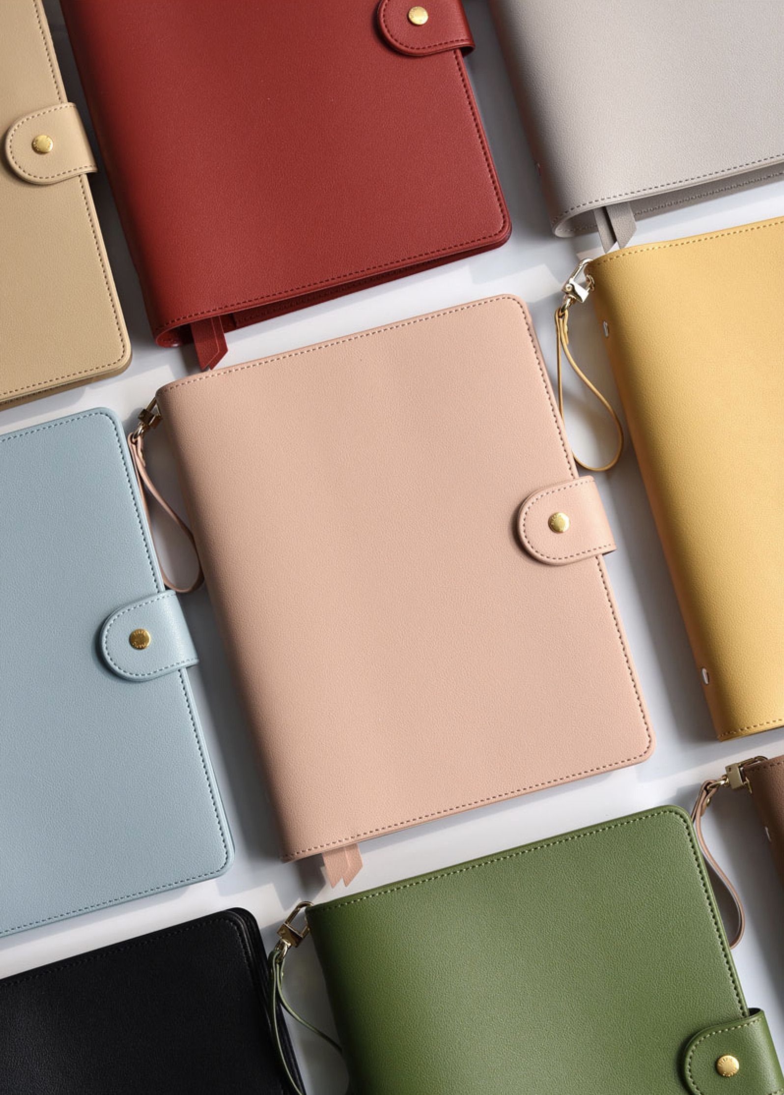 MochiThings: Classy 6 Ring A5 Button Binder