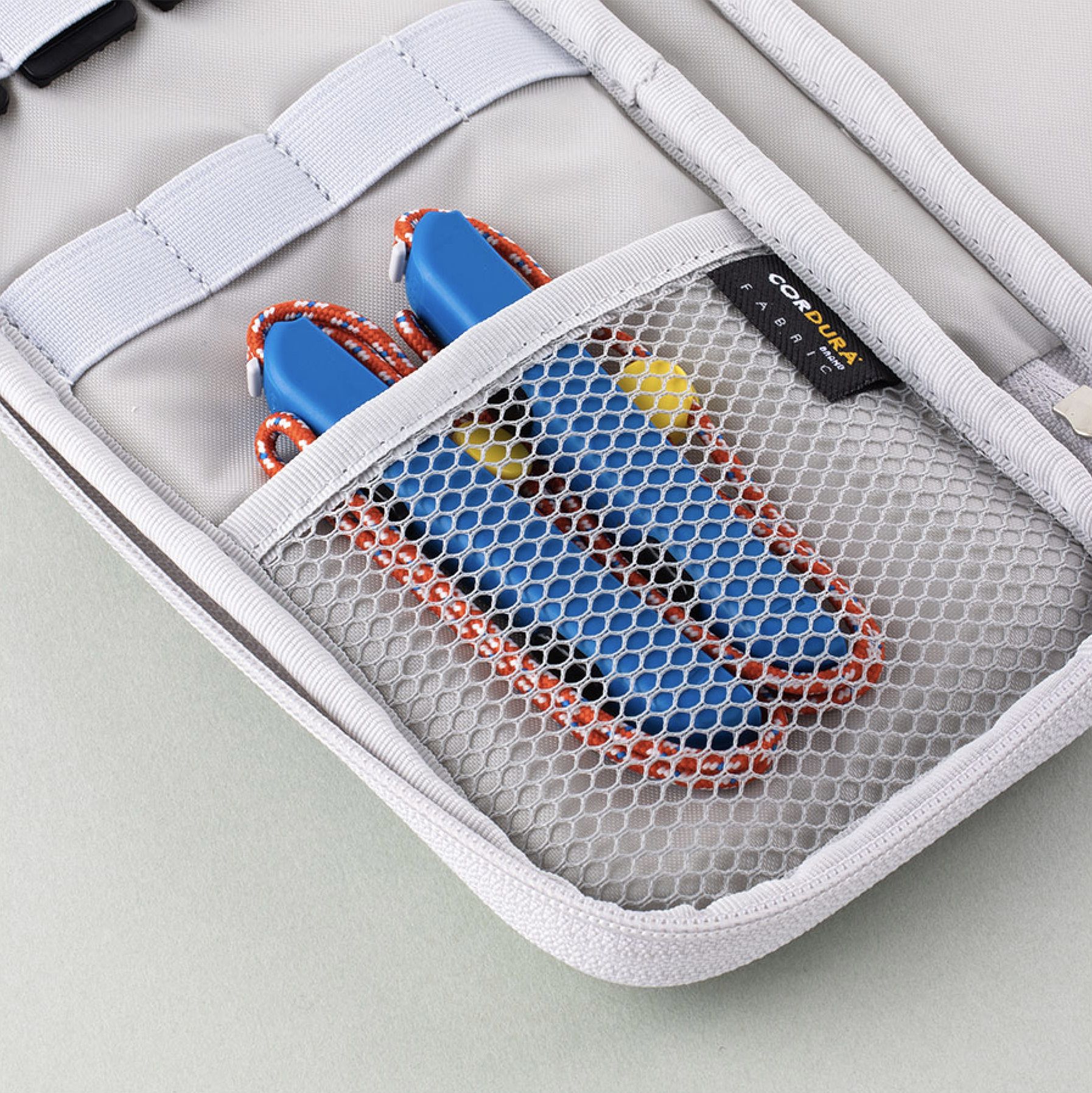 MochiThings: A Low Hill Game Console Pouch