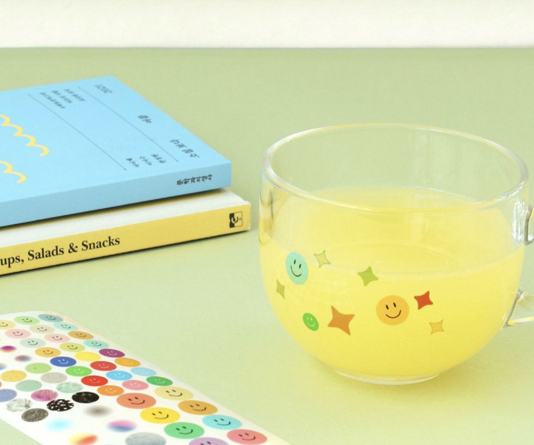 MochiThings: 10pcs Color Shape Sticker Set