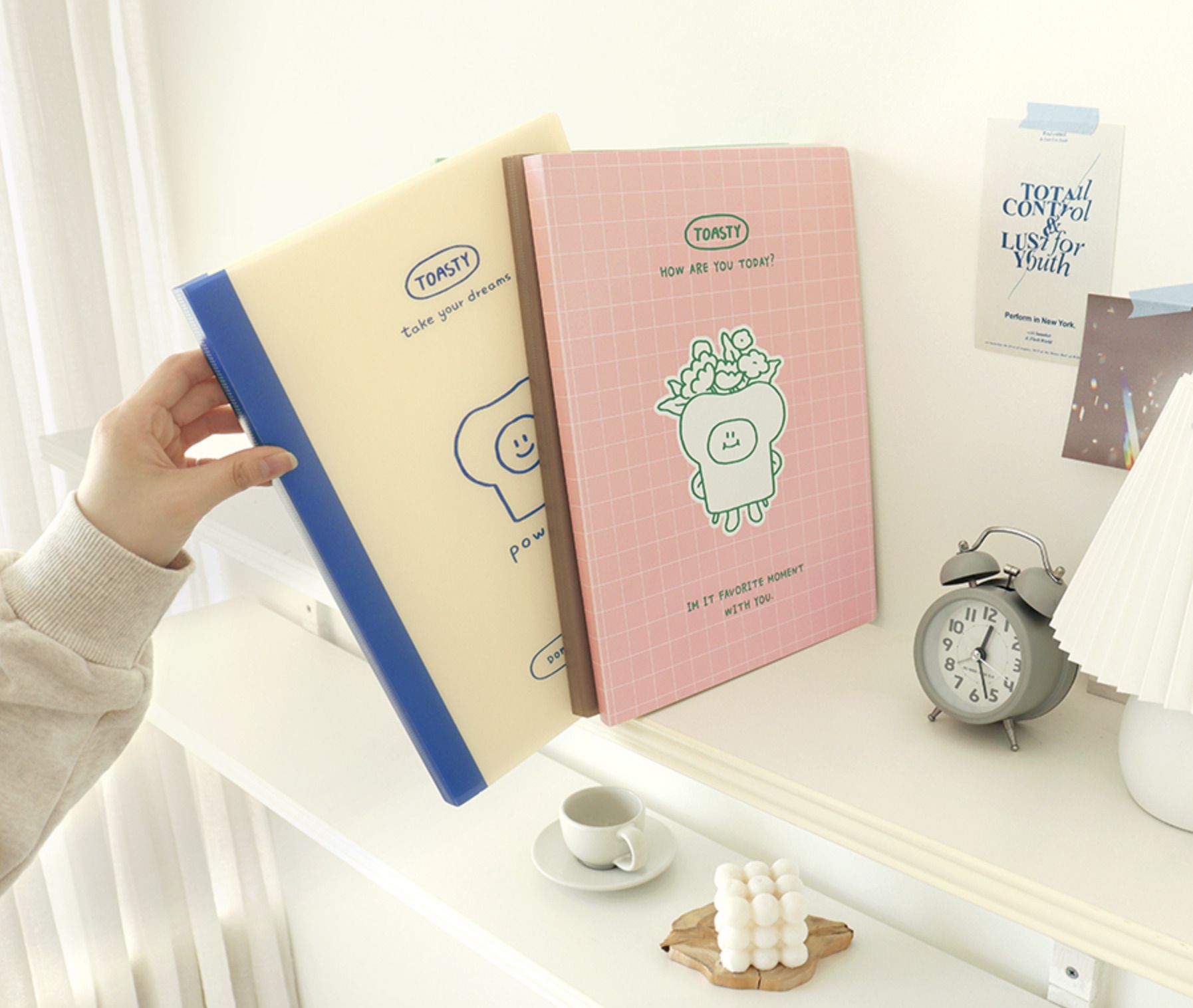 MochiThings: Toasty A4 Pocket File Holder