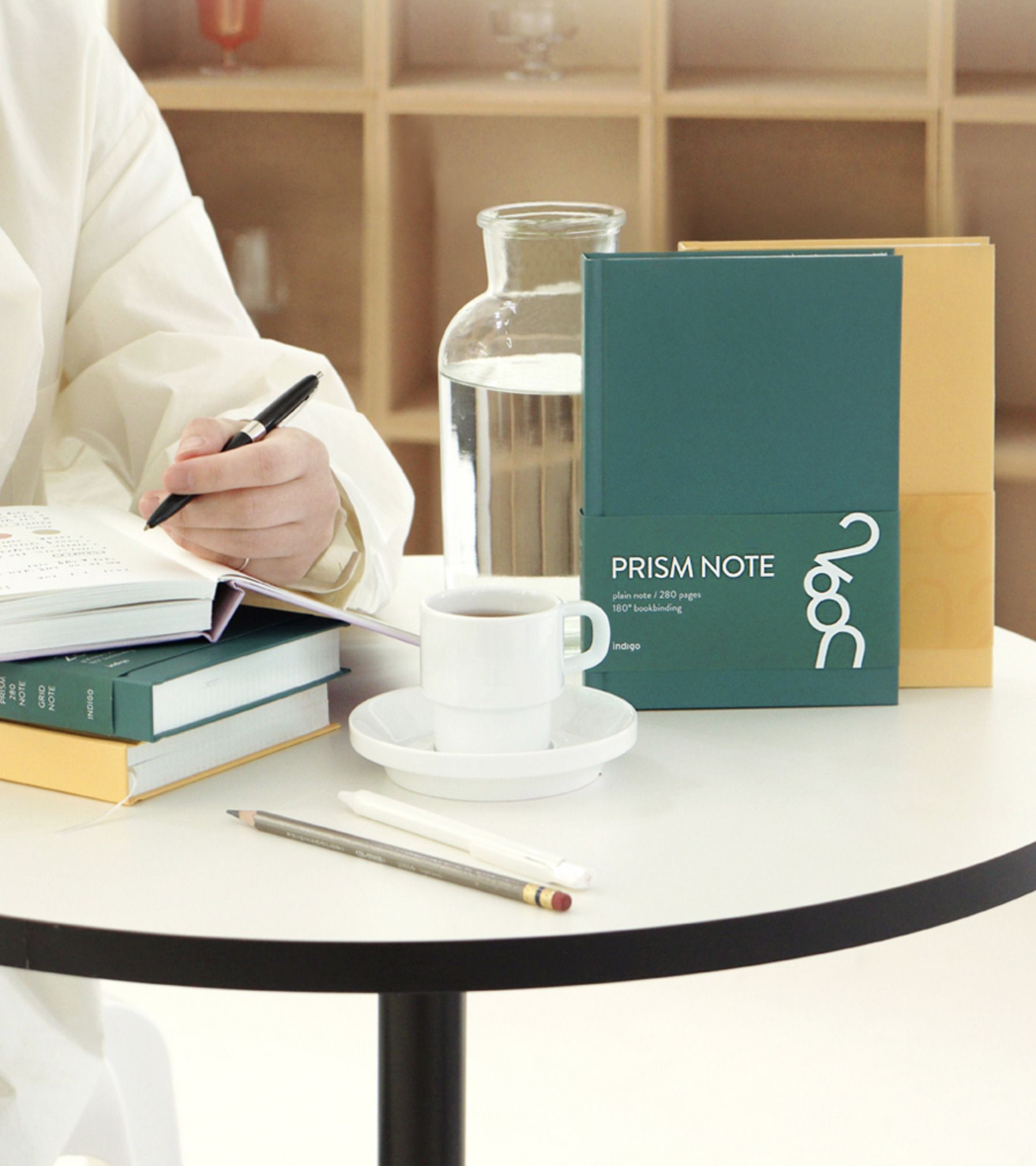 MochiThings: Prism B6 280p Hardcover Plain Notebook