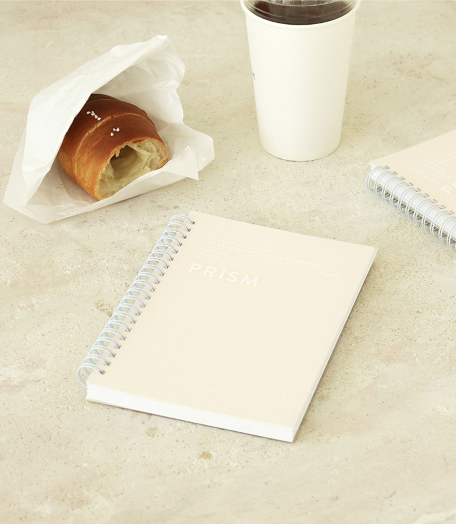 MochiThings: Prism B6 180p Spiral Plain Notebook
