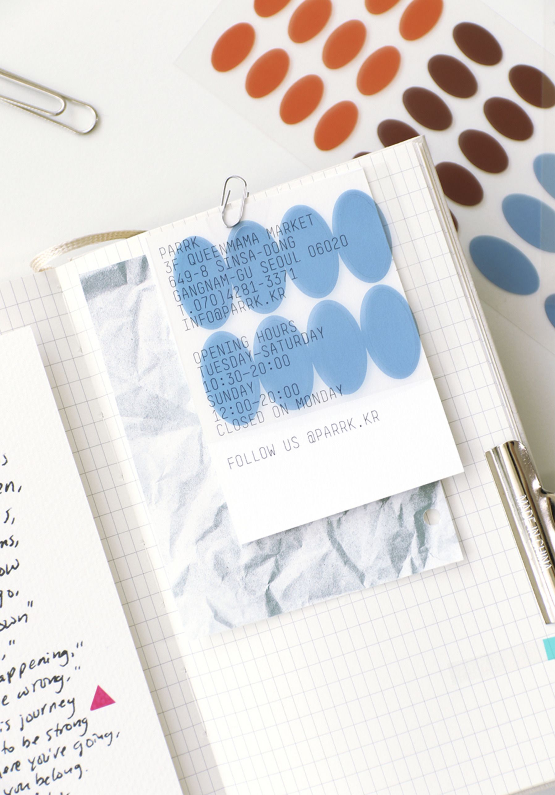 MochiThings: Circle Pigment See-through Sticker