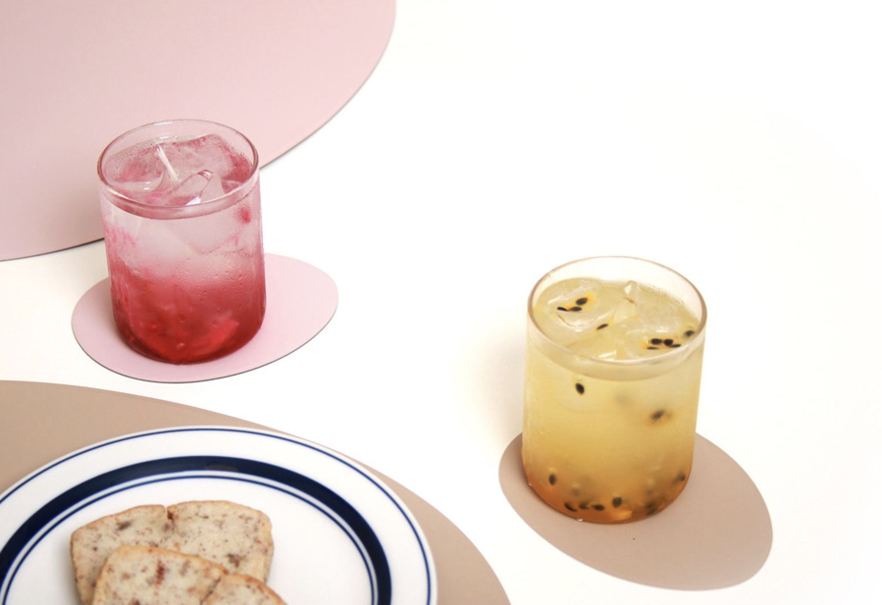 MochiThings: Pebble Two Tone Tea Coaster