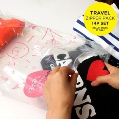 MochiThings: Hello There Travel Bag Set
