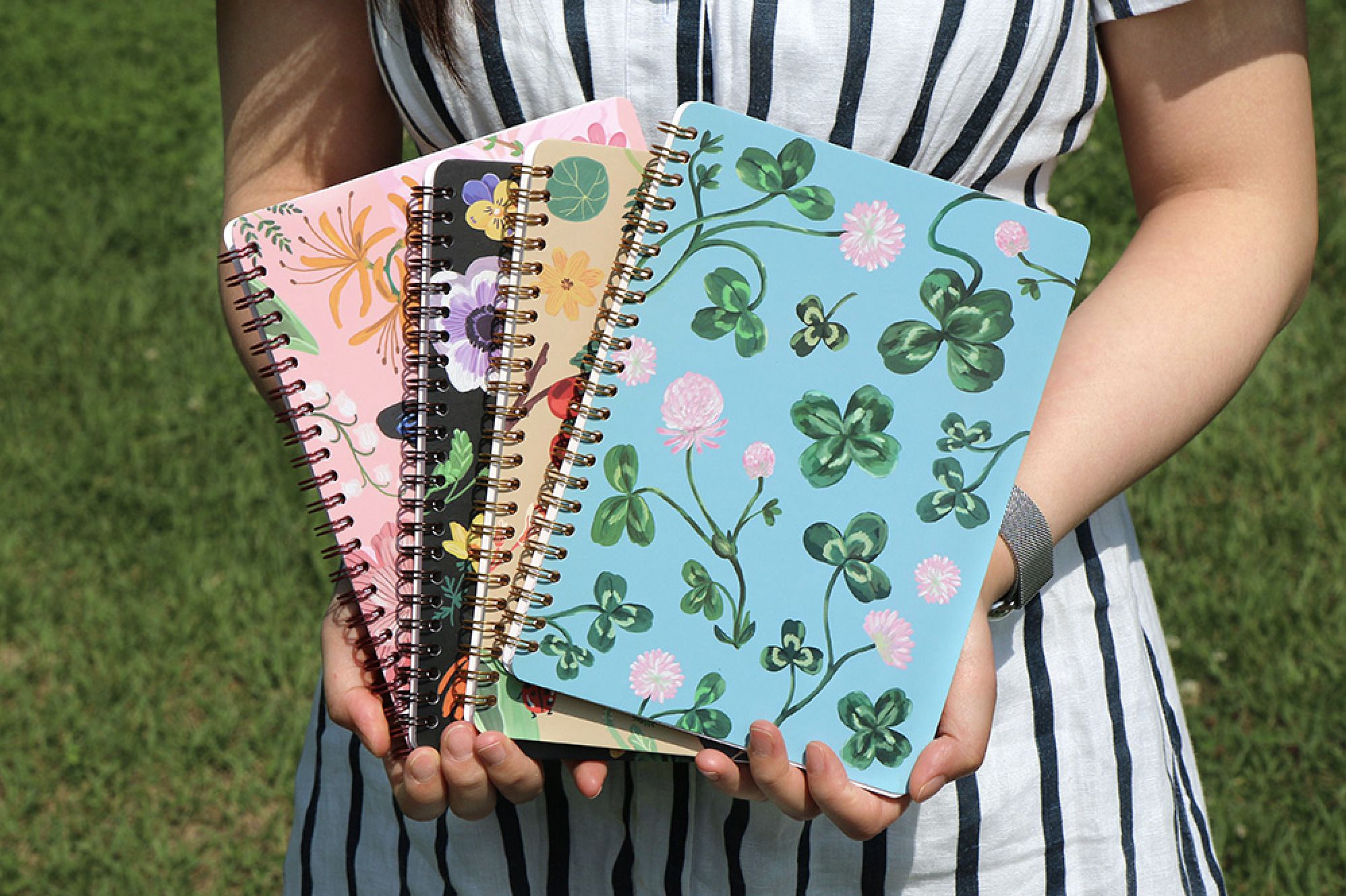 MochiThings: Blooming Spiral A5 Lined Notebook