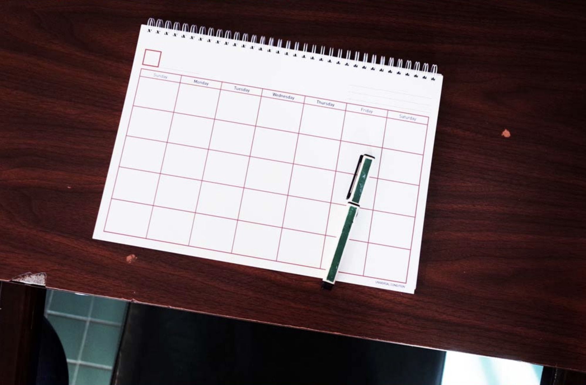 MochiThings: 24 Monthly Vintage A4 Planner