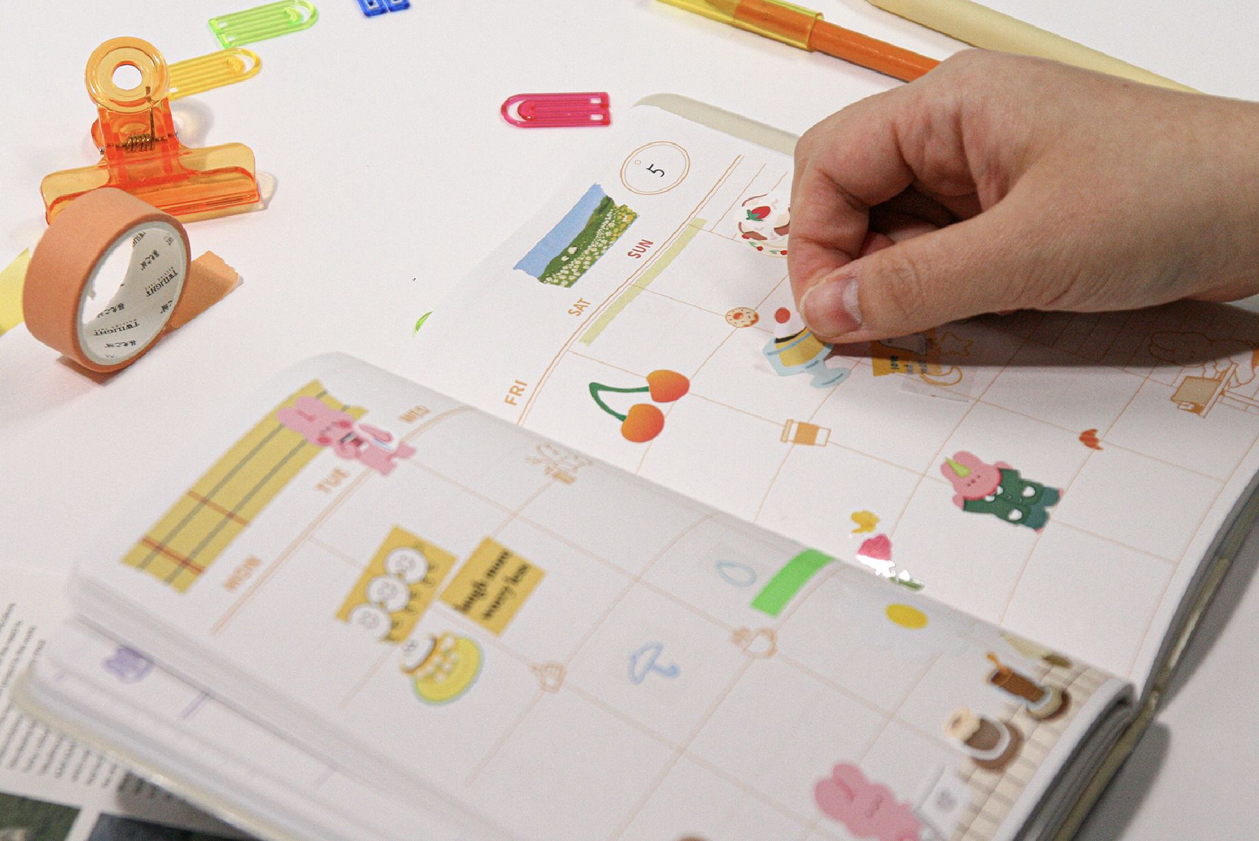 MochiThings: Reeli Bunny Epoxy Planner