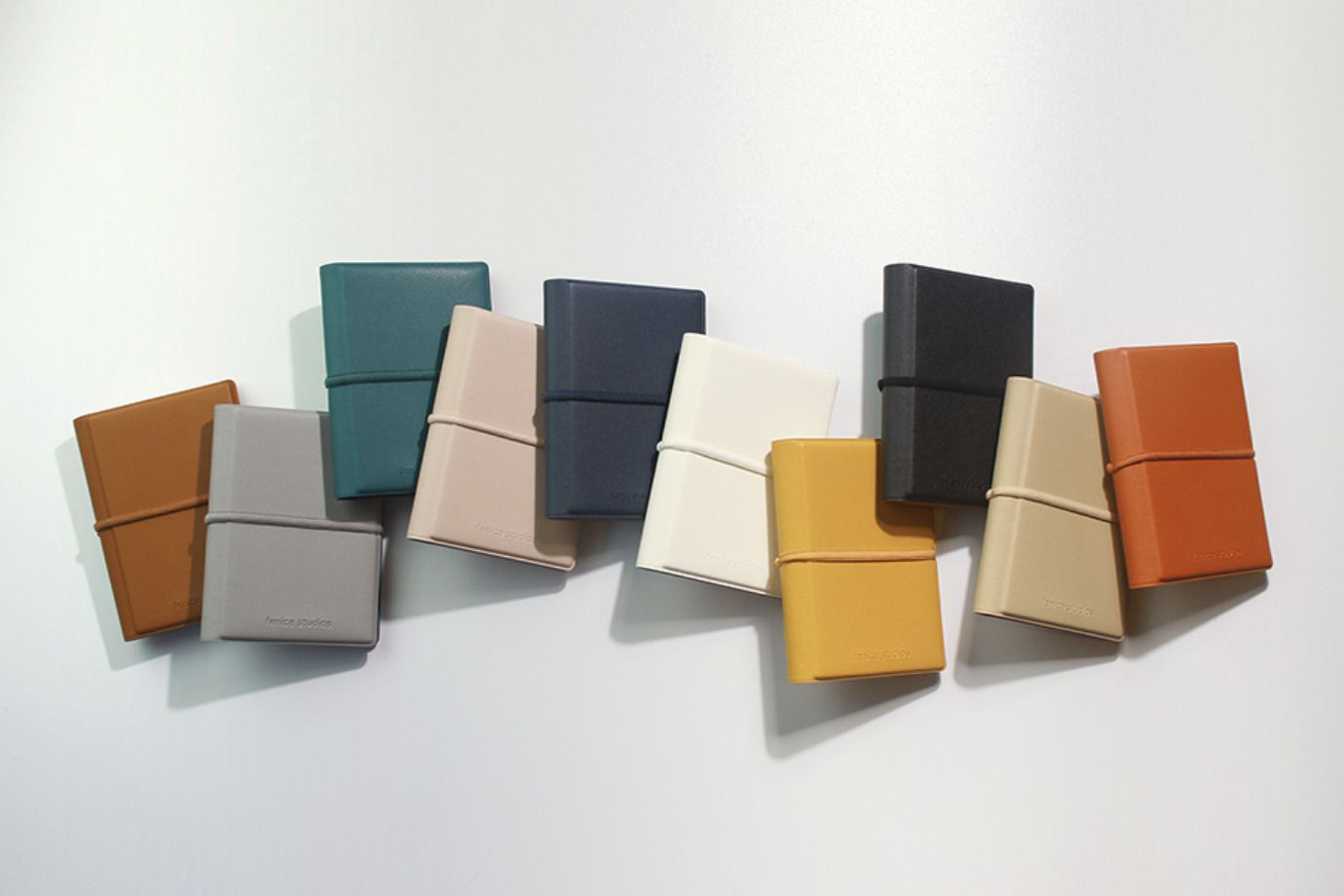 MochiThings: Two Tone Color Card Book