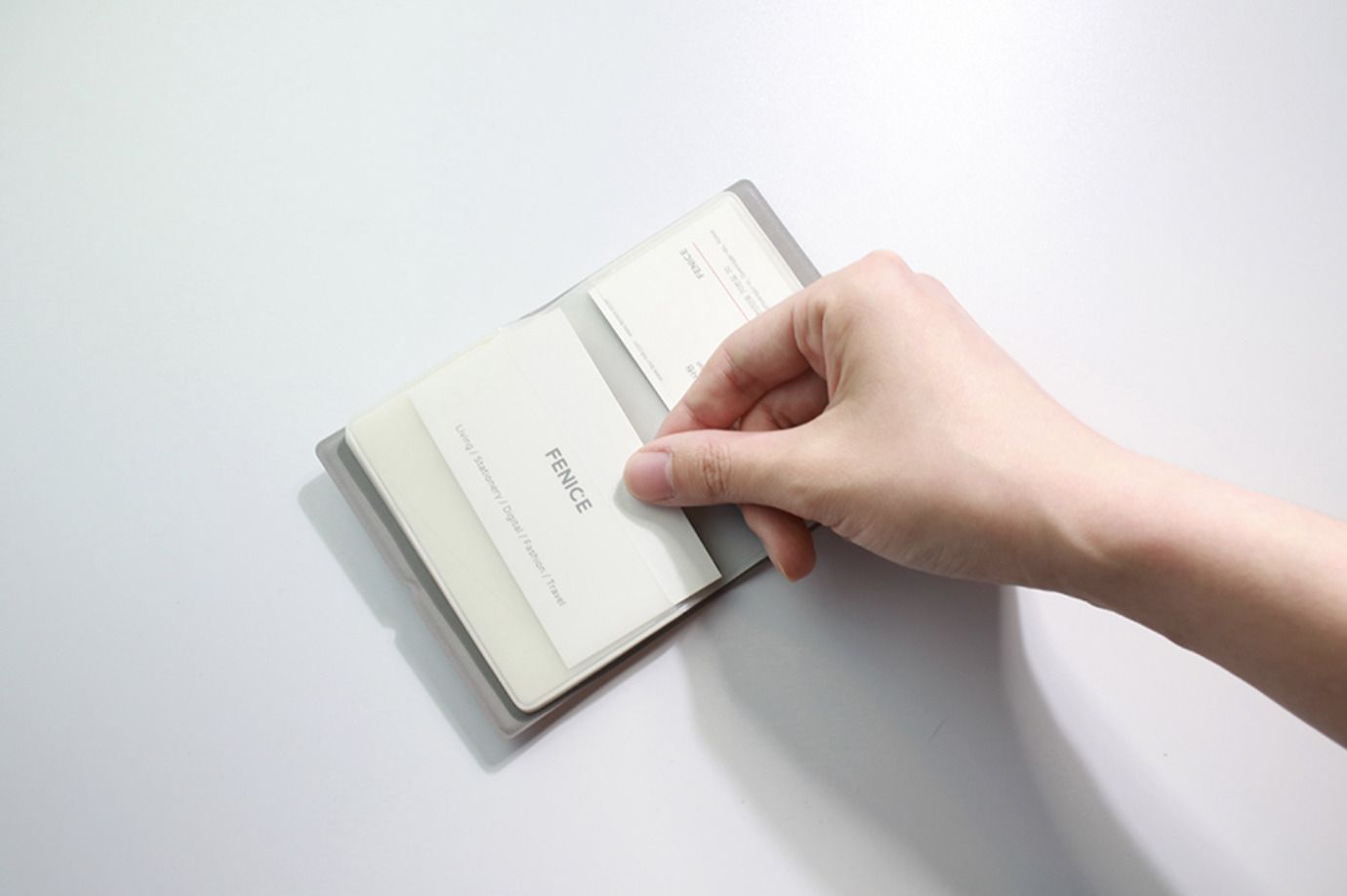 MochiThings: Two Tone Color Card Book