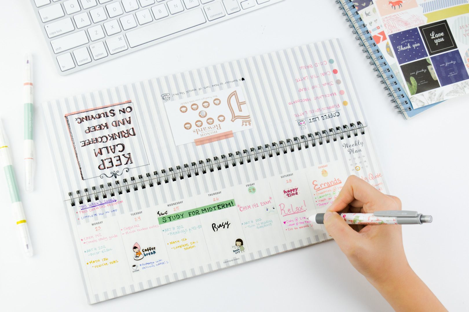 MochiThings: Pieces of Moment Weekly Scheduler