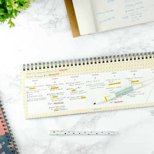 MochiThings: Pieces of Moment Weekly Scheduler