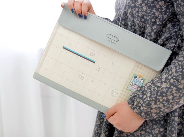 MochiThings: Pieces of Moment Monthly Notepad