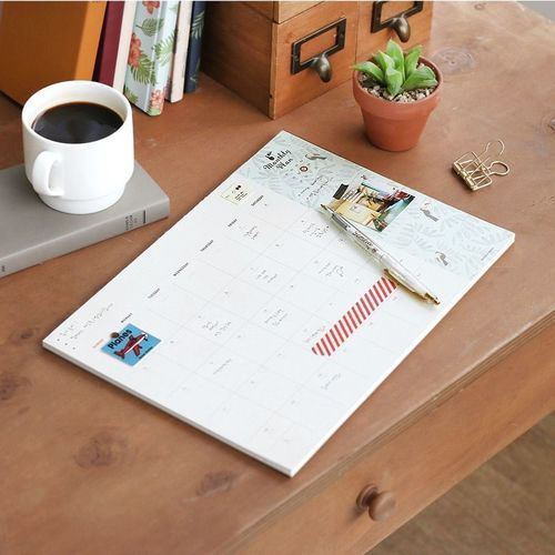 MochiThings: Pieces of Moment Monthly Notepad