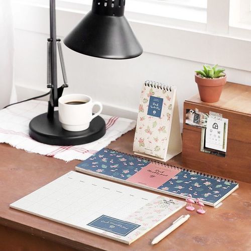 MochiThings: Pieces of Moment Monthly Notepad