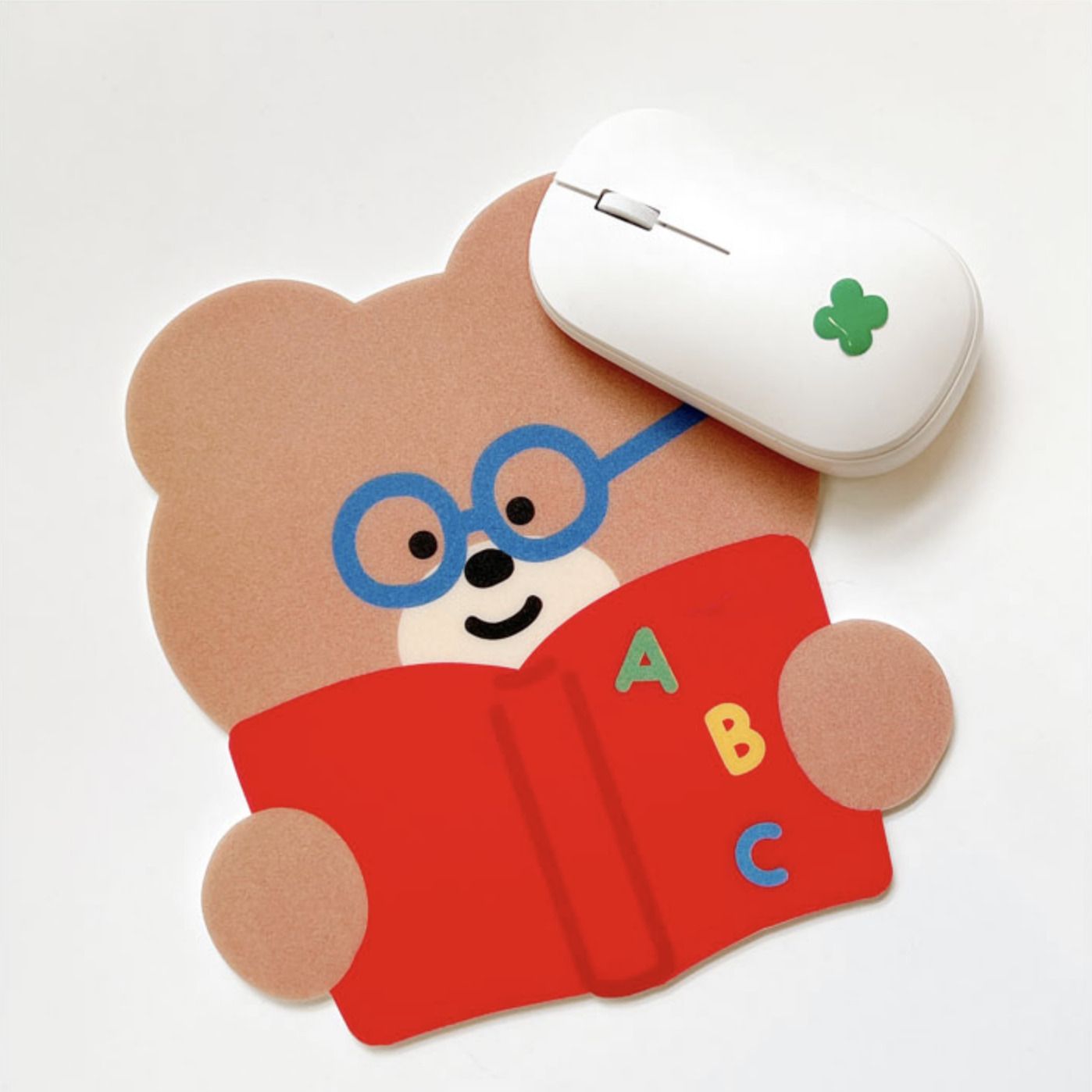 MochiThings: Study Bear Mouse Pad