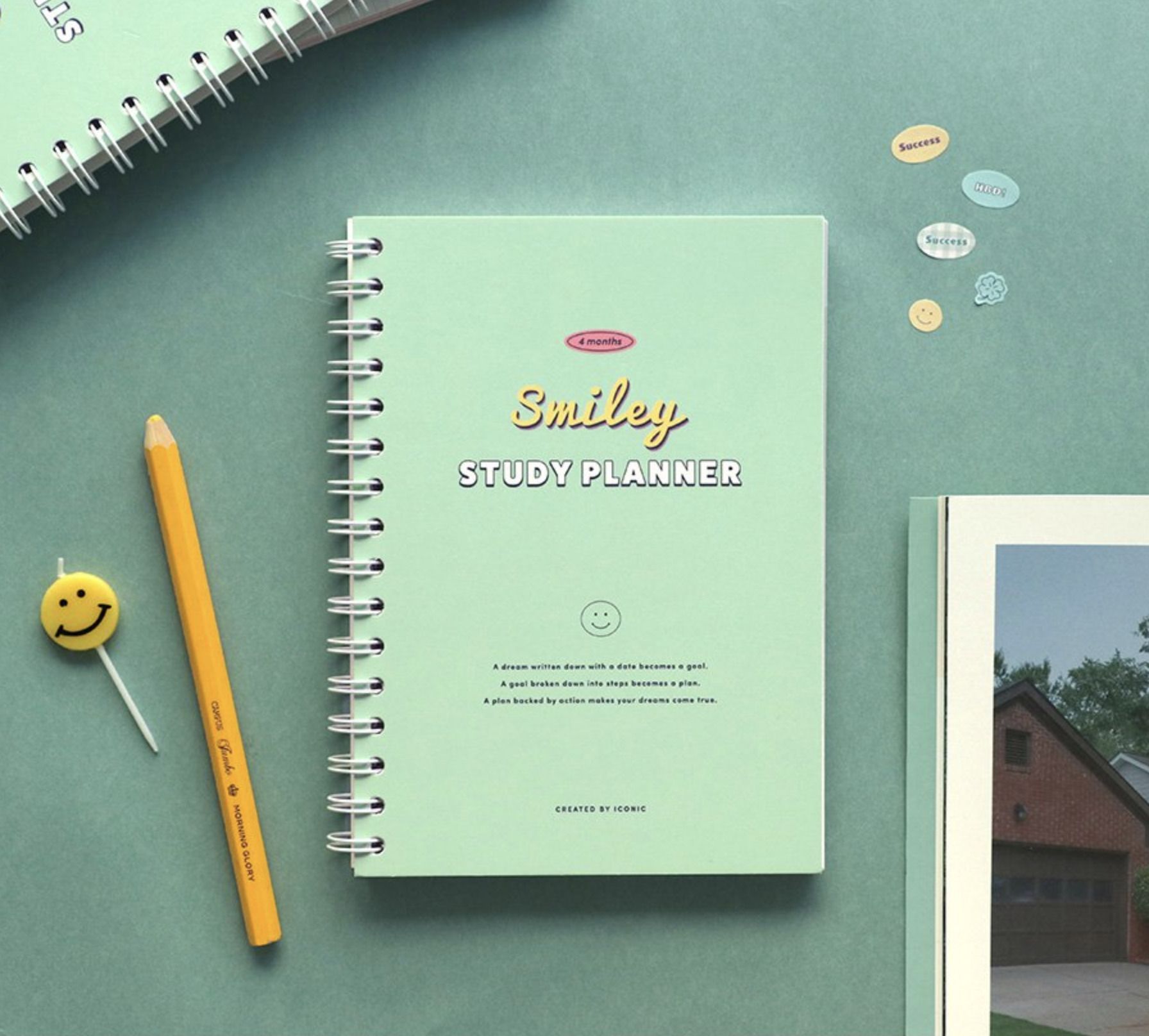 MochiThings: Smiley Quadrimester Study Planner