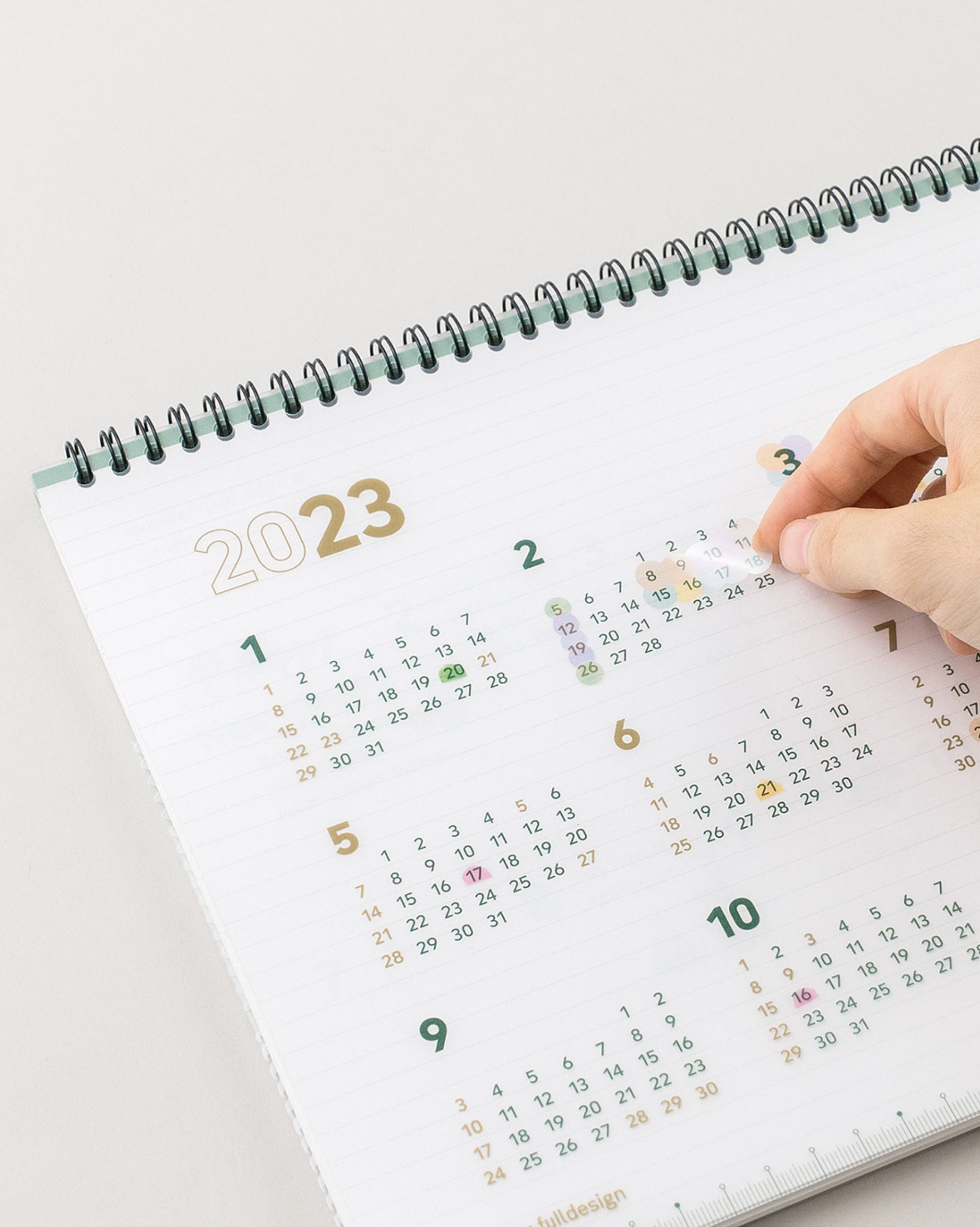 MochiThings: 2023 Wide Basic Desk Monthly Planner