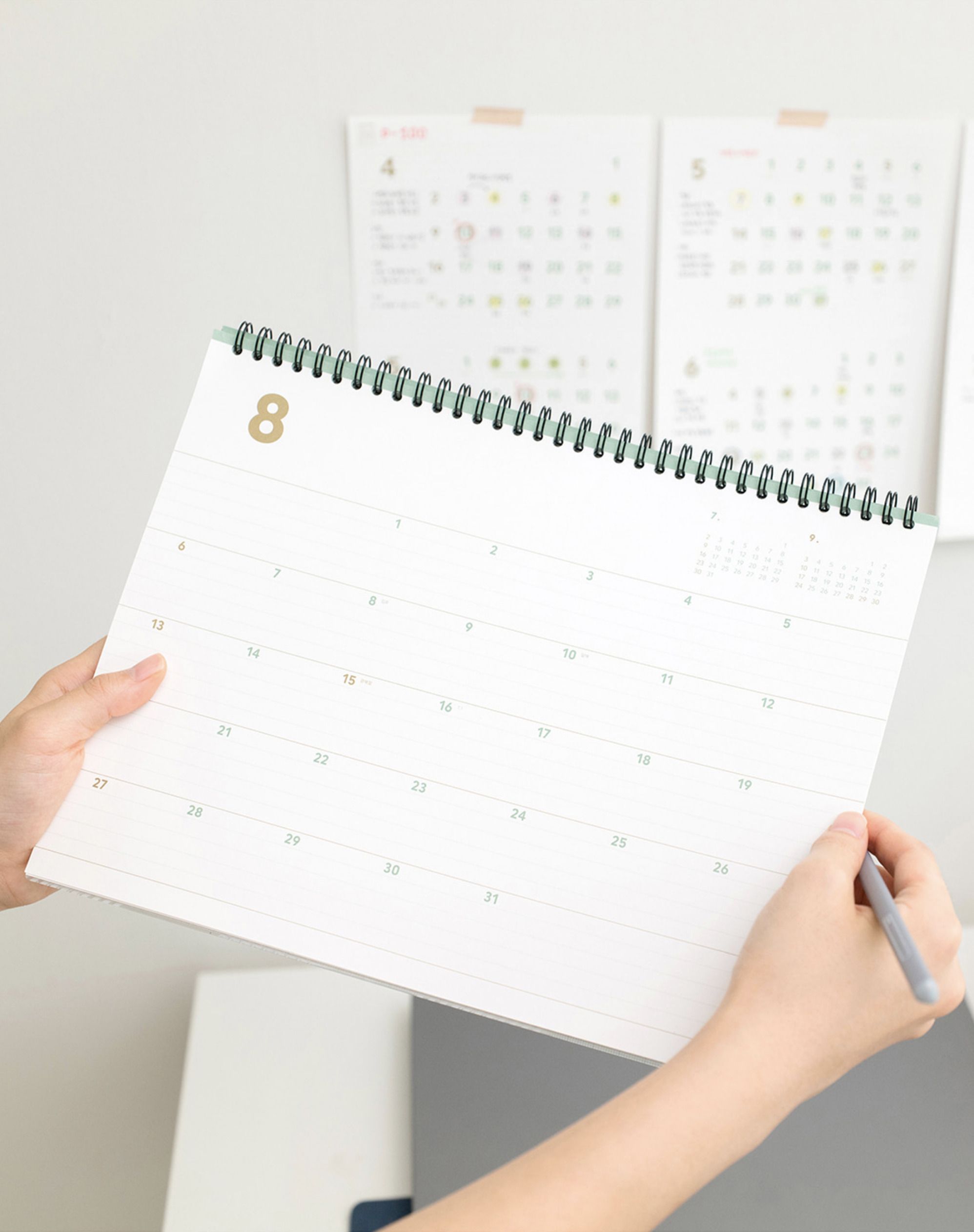 MochiThings: 2023 Wide Basic Desk Weekly Planner