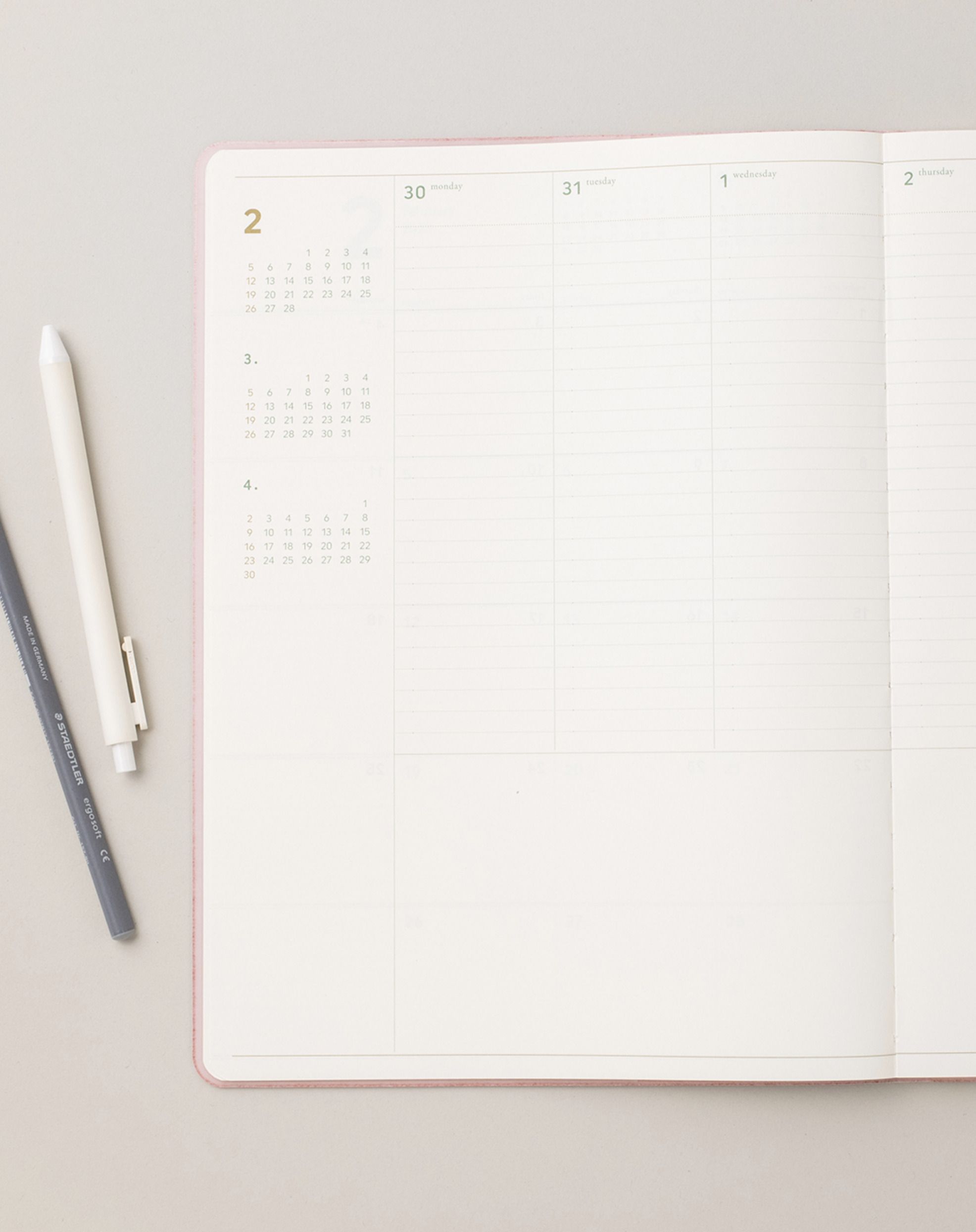 MochiThings: 2023 Large Slim & Wide Weekly Planner