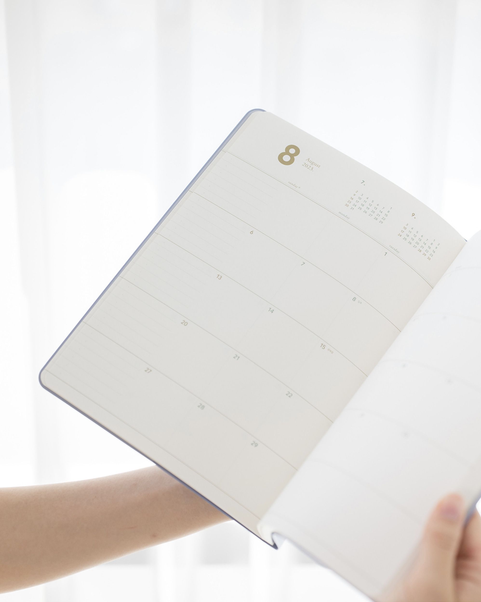 MochiThings: 2023 B5 Slim & Wide Weekly Planner