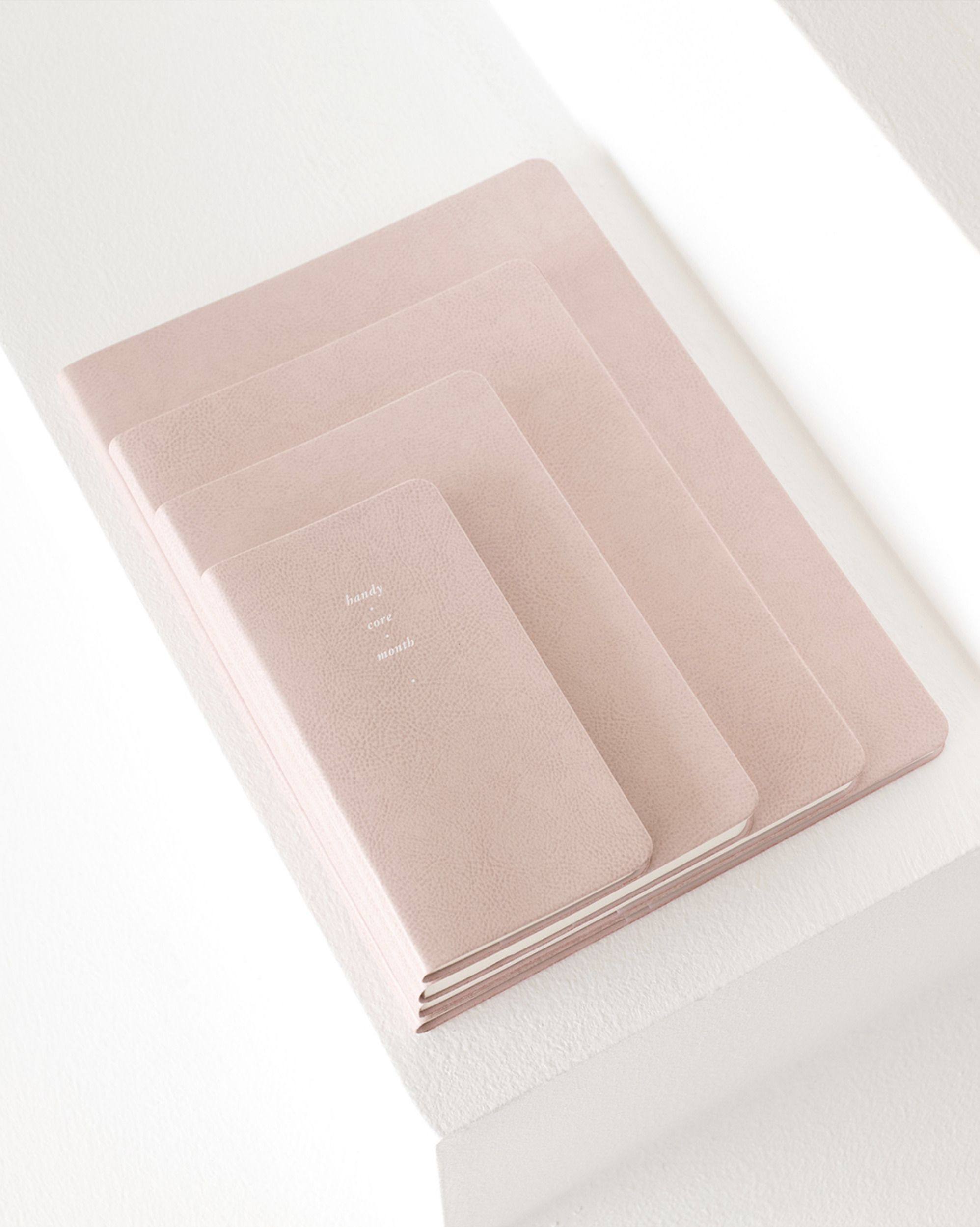 MochiThings: 2023 Slim & Handy Monthly Planner