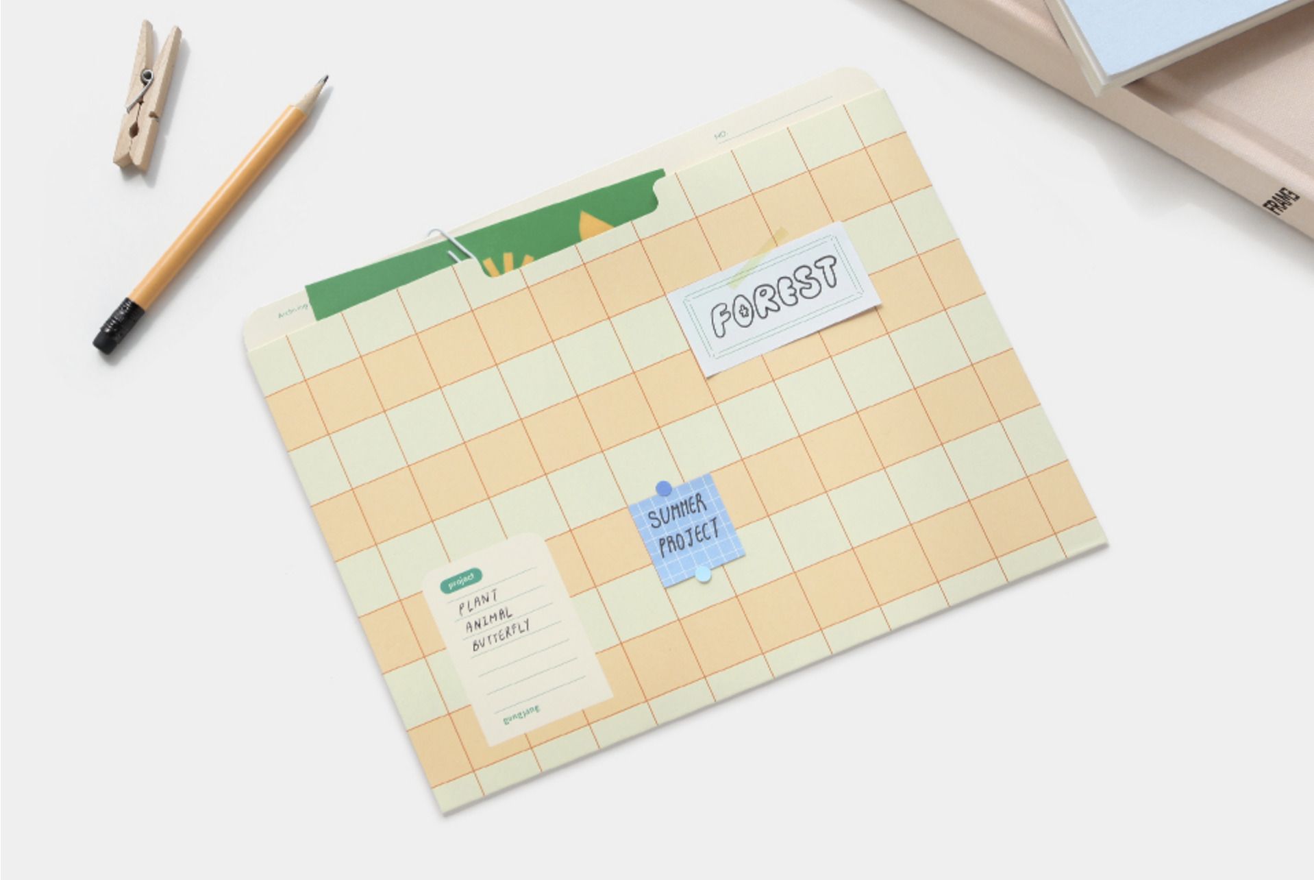 MochiThings: A5 Grid Archiving Pocket Holder