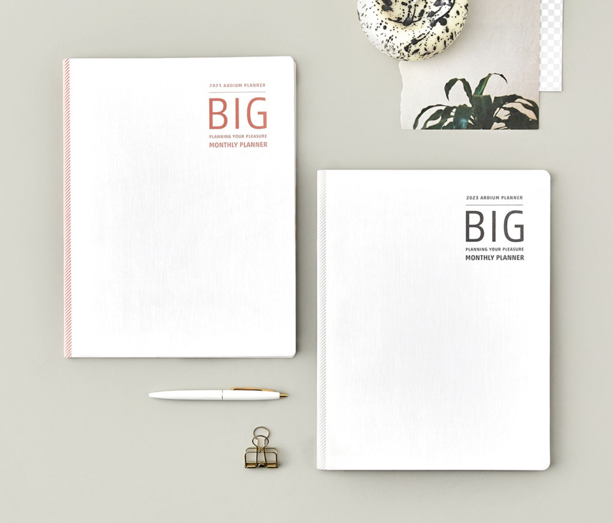 MochiThings: 2023 Ardium Big Monthly Planner